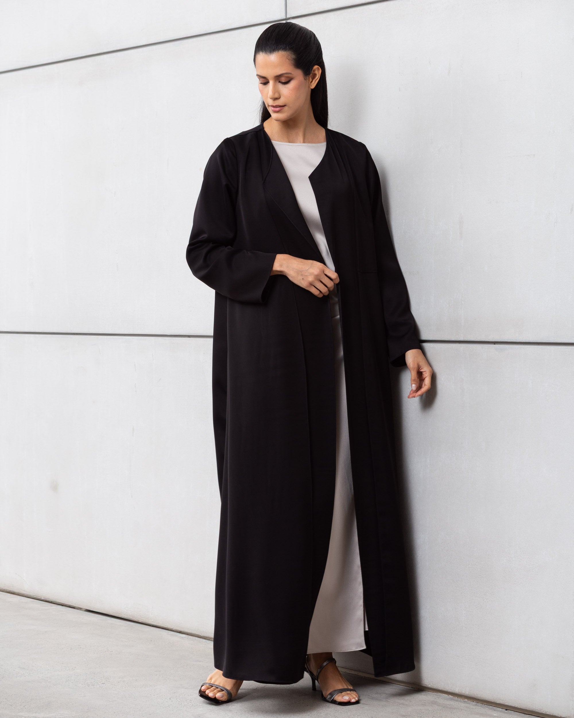 Satin Layer Abaya in Black – CHI-KA